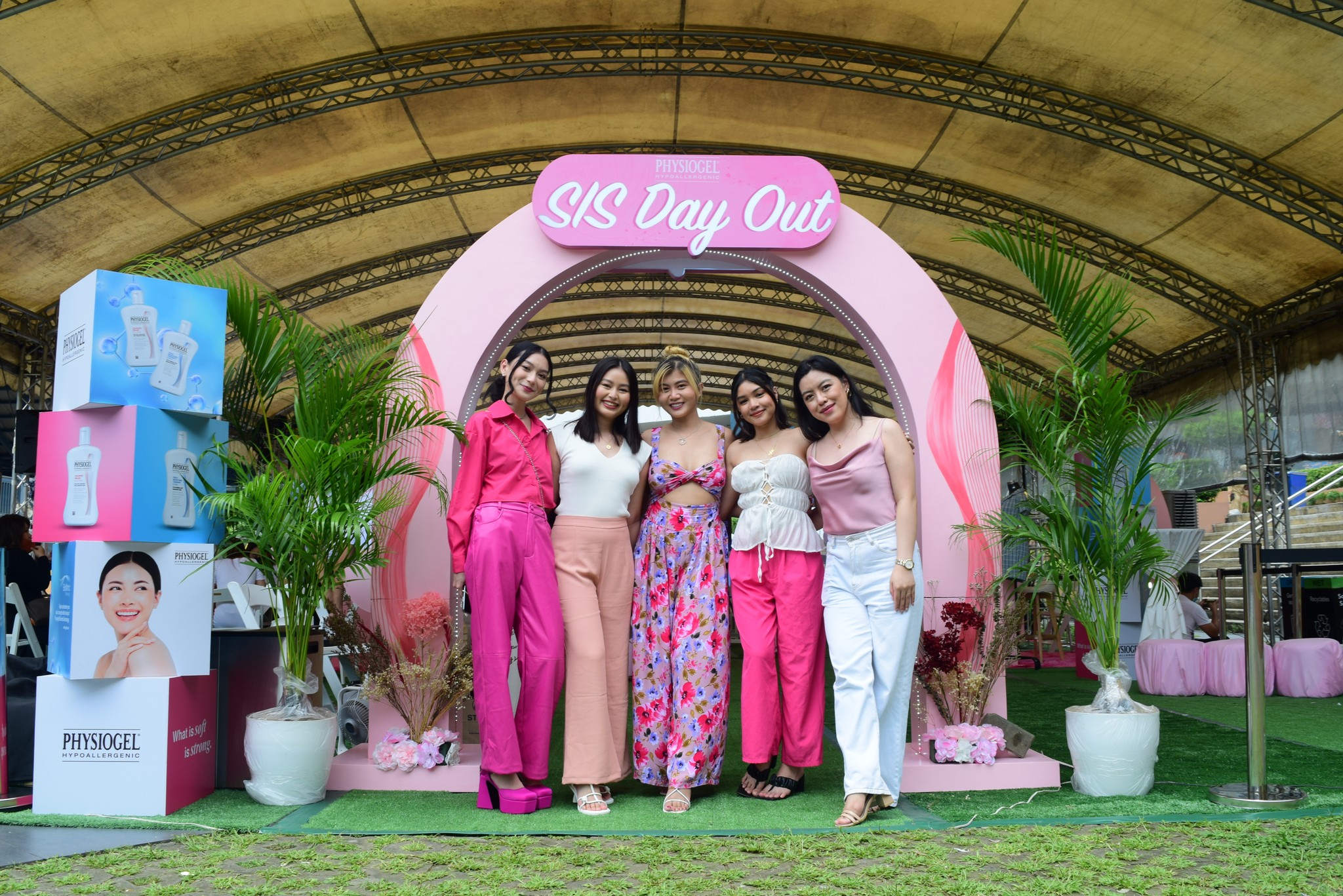 Stronger Together with Phsyiogel: Toni Sia and Bianca Umali Shares ...